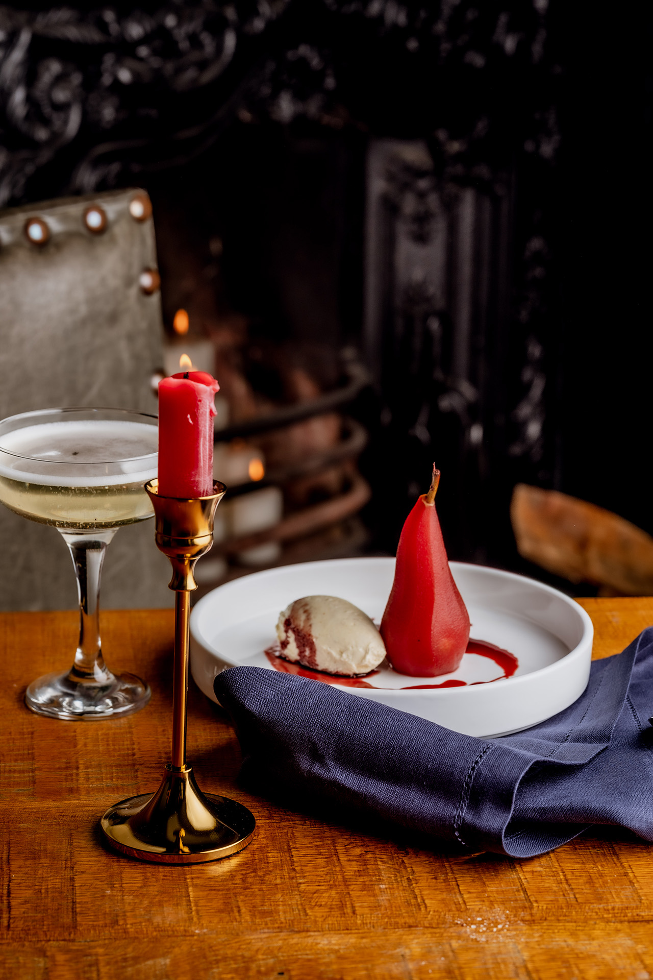 Book Christmas Parties & Christmas Dinner | The Bull Inn, Sonning-on-Thames